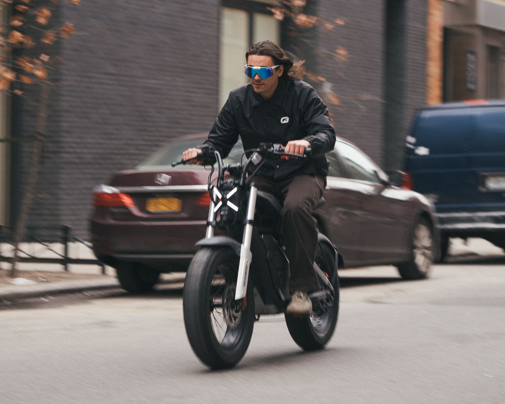 Last Mile NYC | Electric Bikes, Scooters & PEVs with Fast Pickup